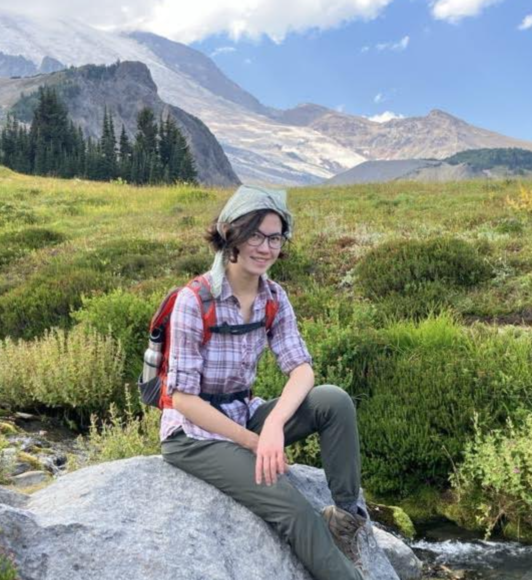 Pearl Shen Long Thijssen – Lakeside Apartments Committee